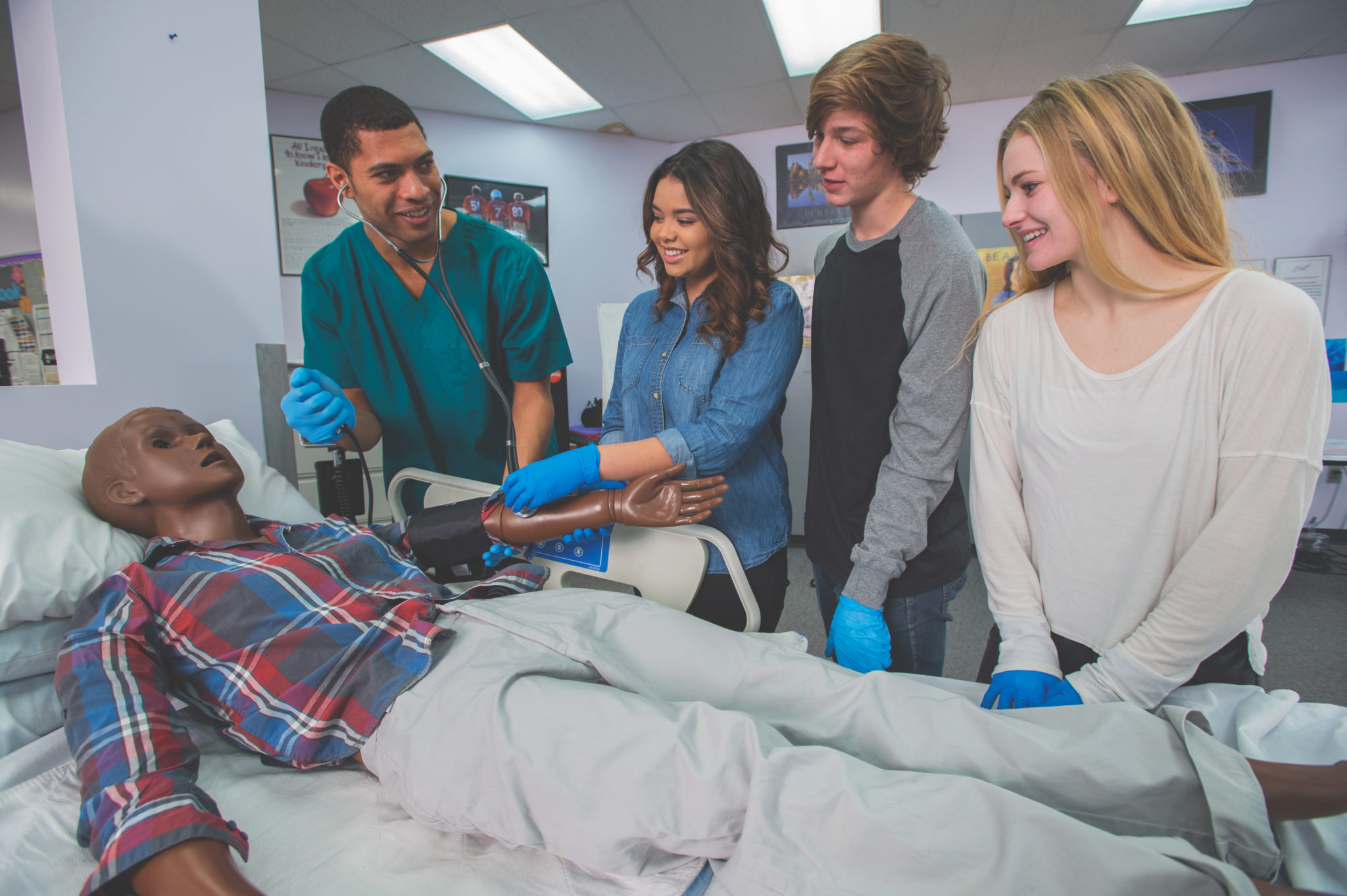 MEDICINE/PHYSICIAN - Exploring.org